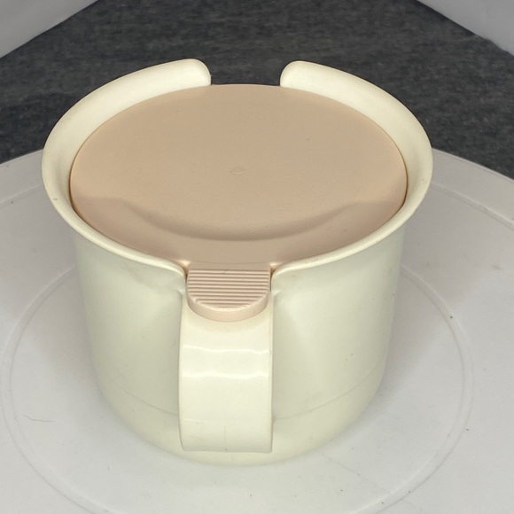 Tupperware | Kitchen | Vintage Tupperware Sugar Container With Lid ...